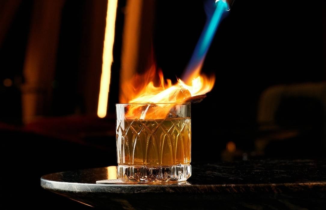 Melbourne Cocktail Bar | Curious